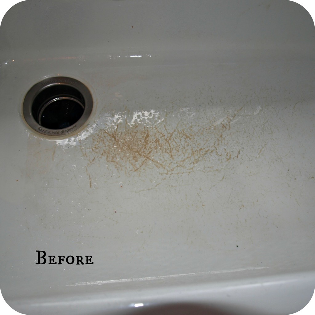 How To Clean a Sink So It Looks New Again - SimplySwider.com