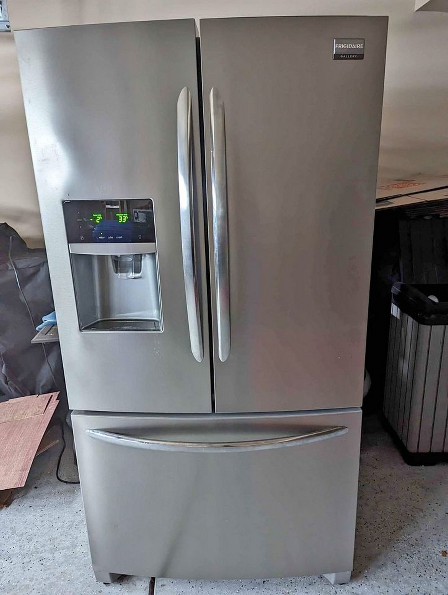 Frigidaire Refrigerator That’s Not Cooling [PRO ADVICE] - SimplySwider.com