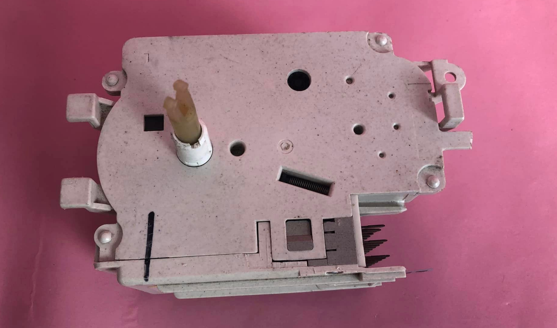 How To Fix A Maytag Washer Not Filling With Water - SimplySwider.com