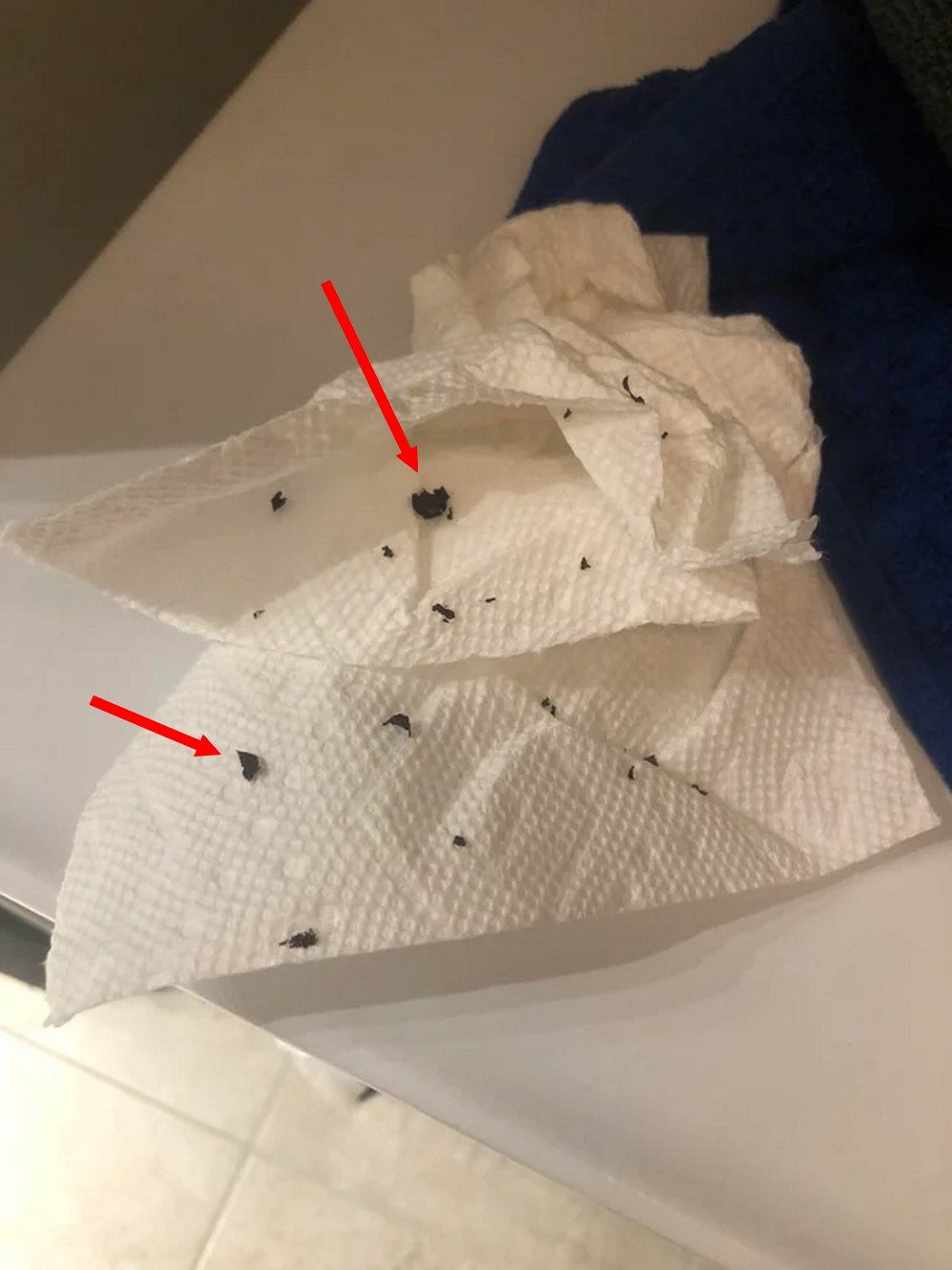Black Flakes in Washing Machine: Causes & Fixes - SimplySwider.com